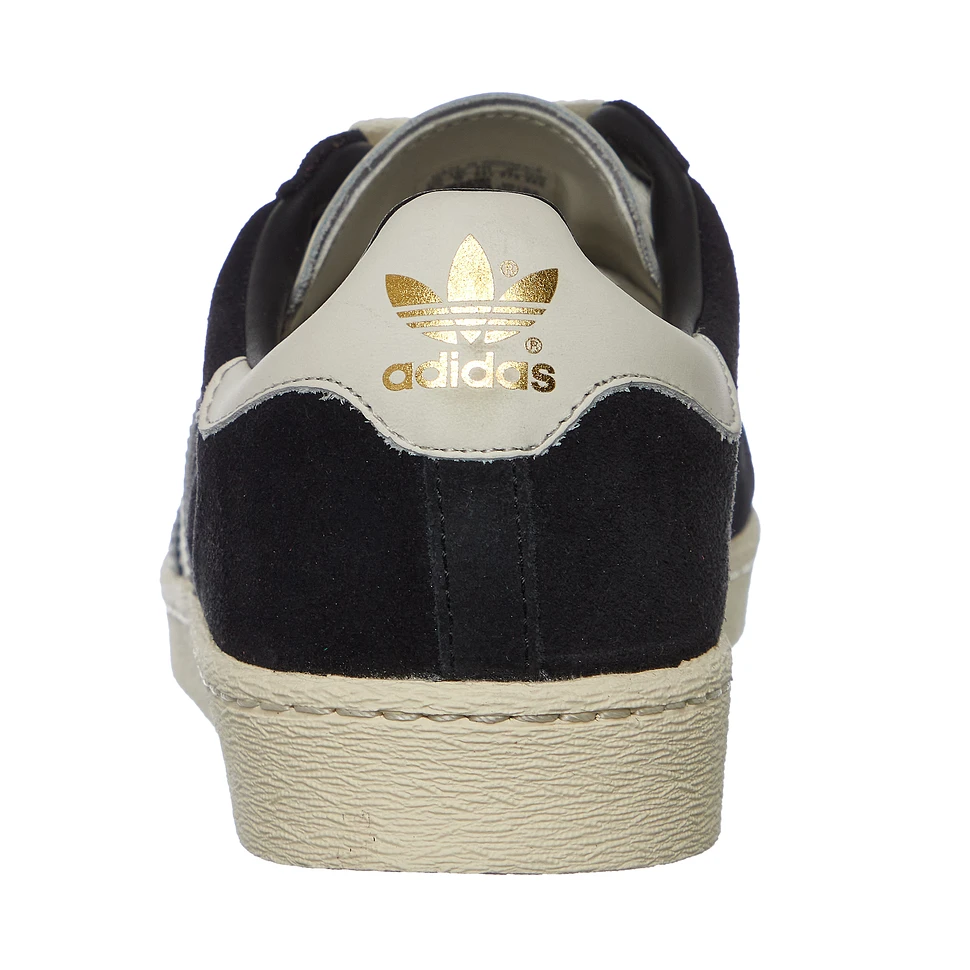 Adidas Jabbar Lo Core Black Cloud White Off White HHV Adidas Jabbar Lo Core Black Cloud White Off White HHV