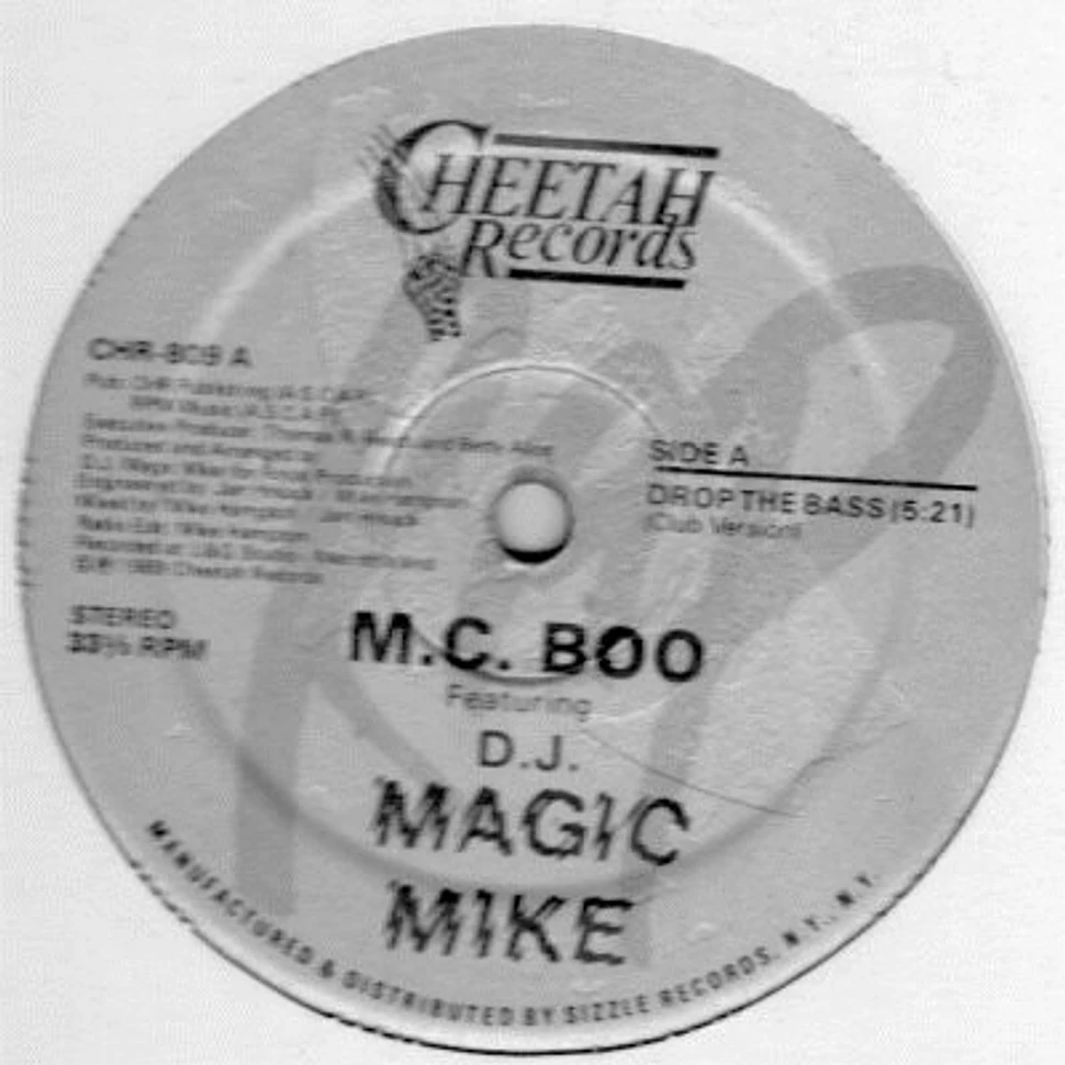 M.C. Boo Featuring DJ Magic Mike - Drop The Bass - Vinyl 12" - 1989 ...